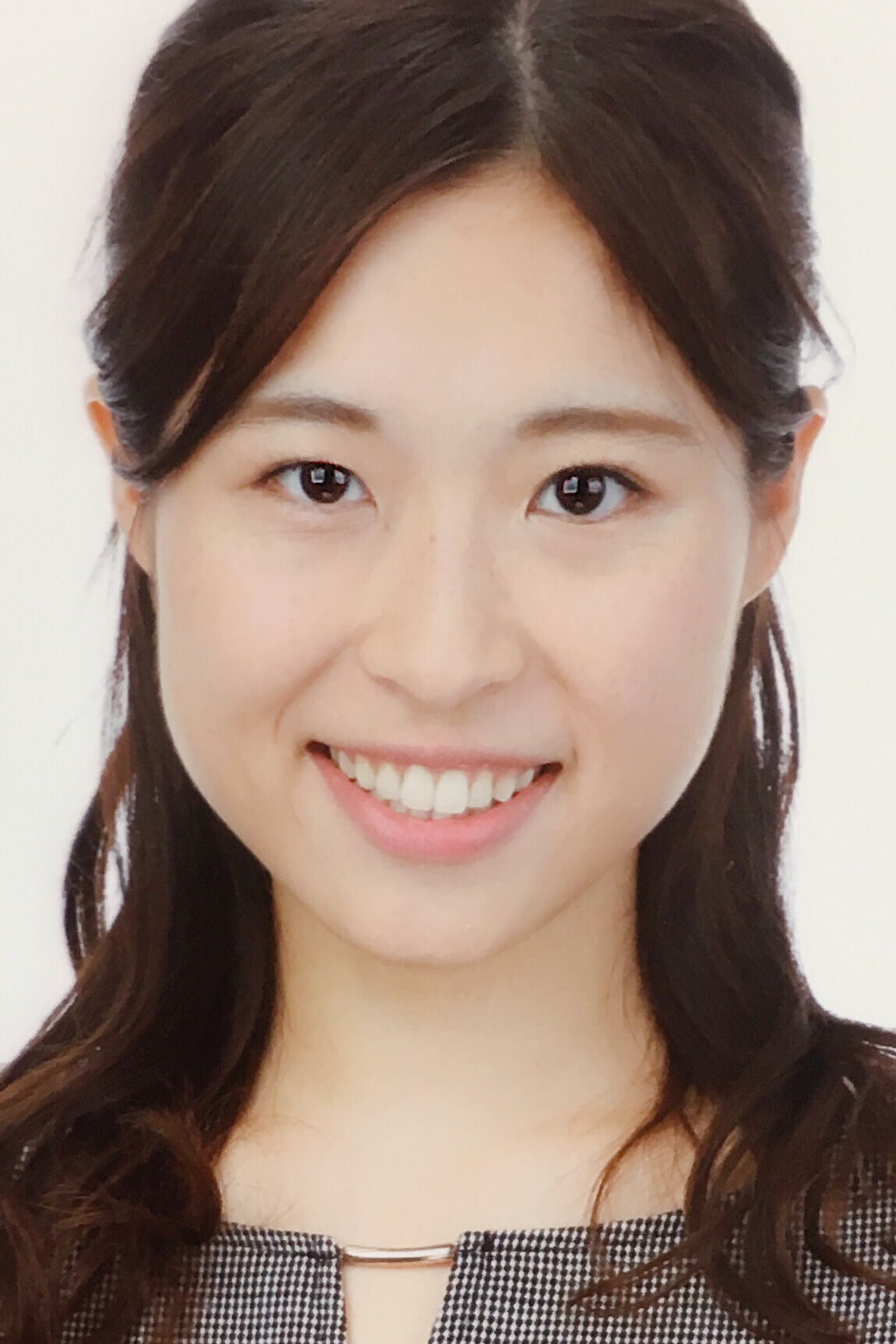 Winnie Hsu | Model / Talent detail screen | Free Wave Agency