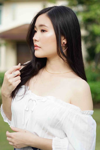 Amy N | Model / Talent detail screen | Free Wave Agency