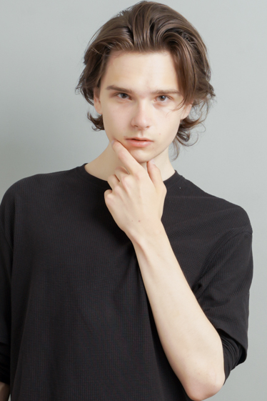 Tobi L | Model / Talent detail screen | Free Wave Agency