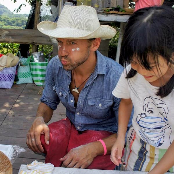 【MY STORY】『コンフィデンスマンJP』にも登場！オーガニック農園も営むアクティブなマイケル キダ | MODEL BIBLE